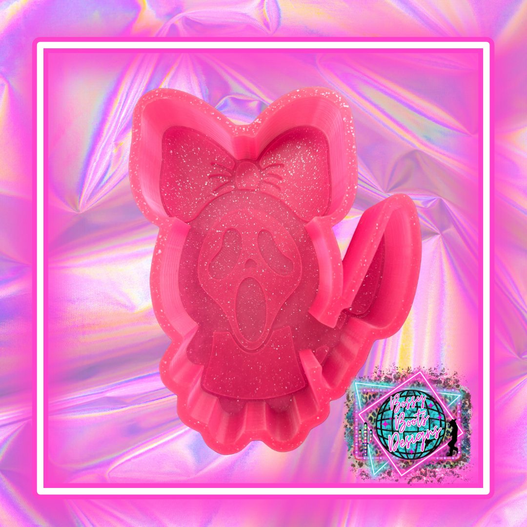 Cutesy Ghost Face – BossyBootsDesigns