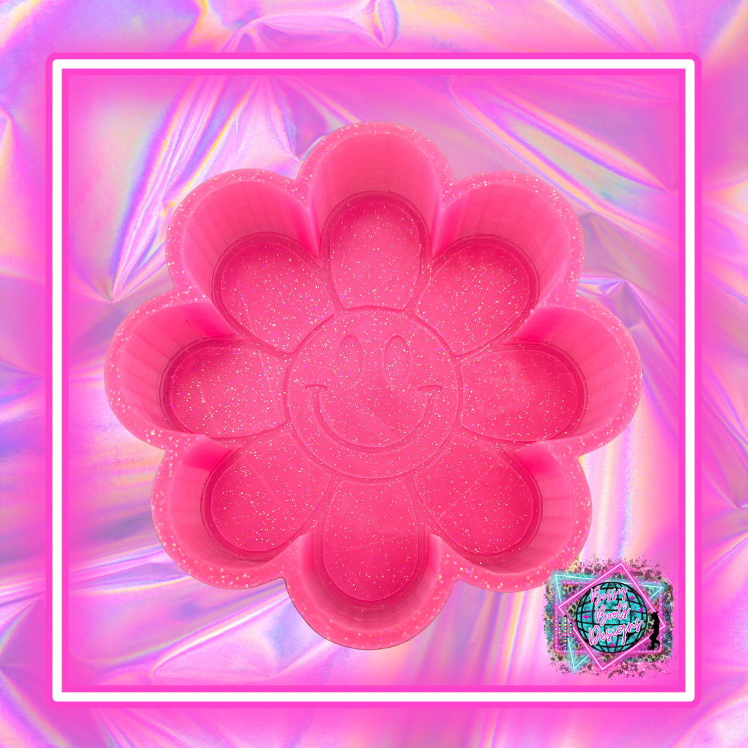 Smiley Flower – BossyBootsDesigns