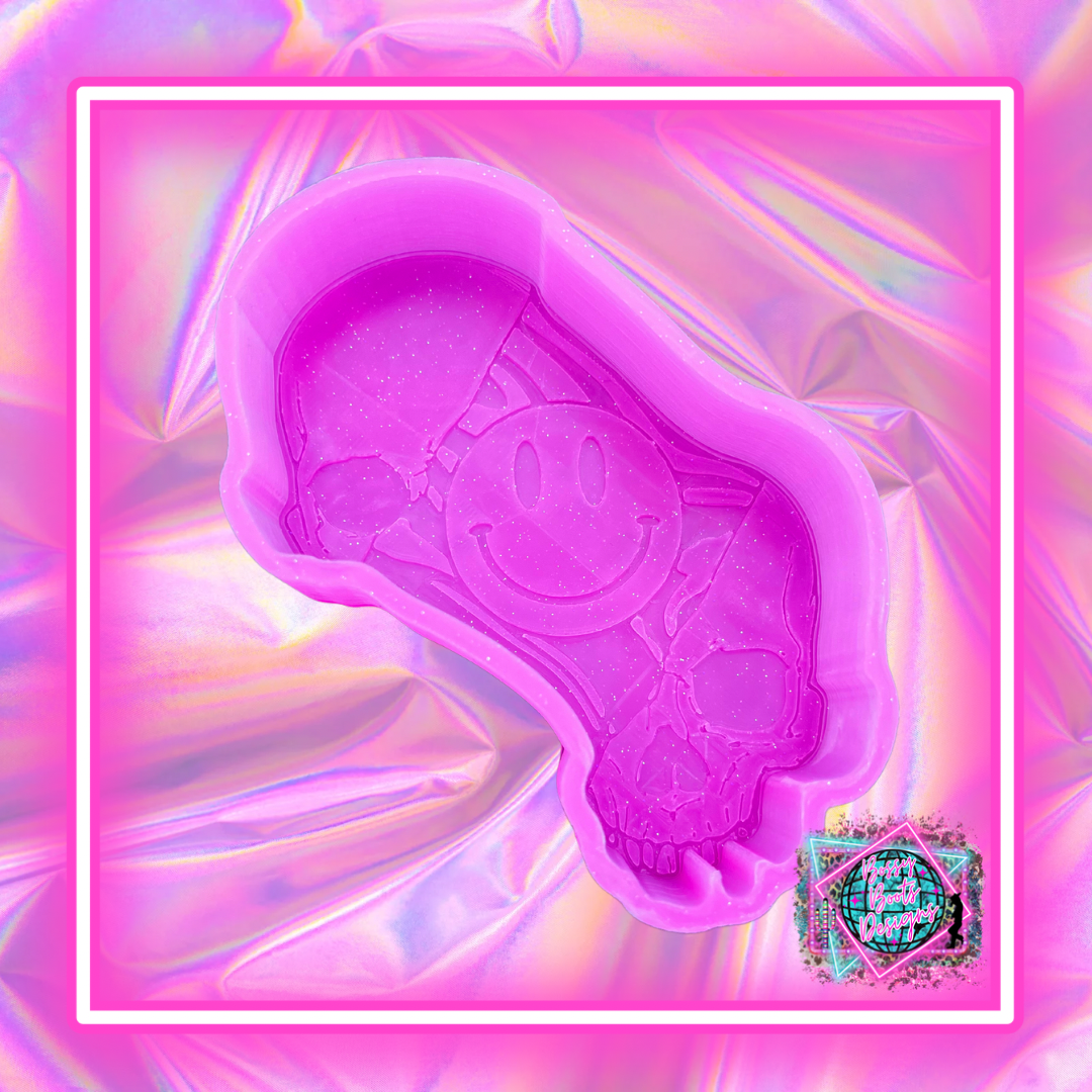 Trippy Skull Smiley – BossyBootsDesigns